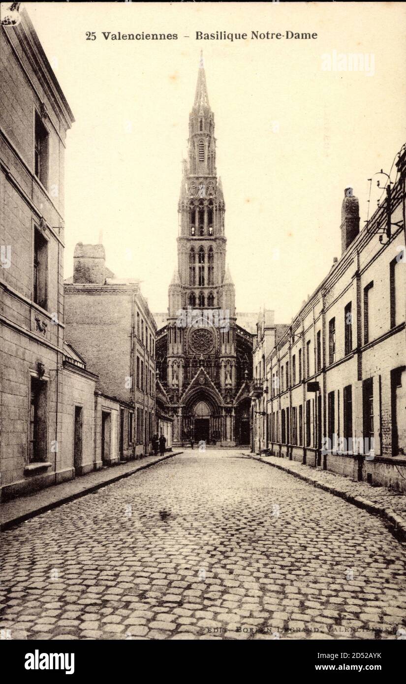 Valenciennes Nord, la Basilique Notre Dame, Straßenansicht mit ...