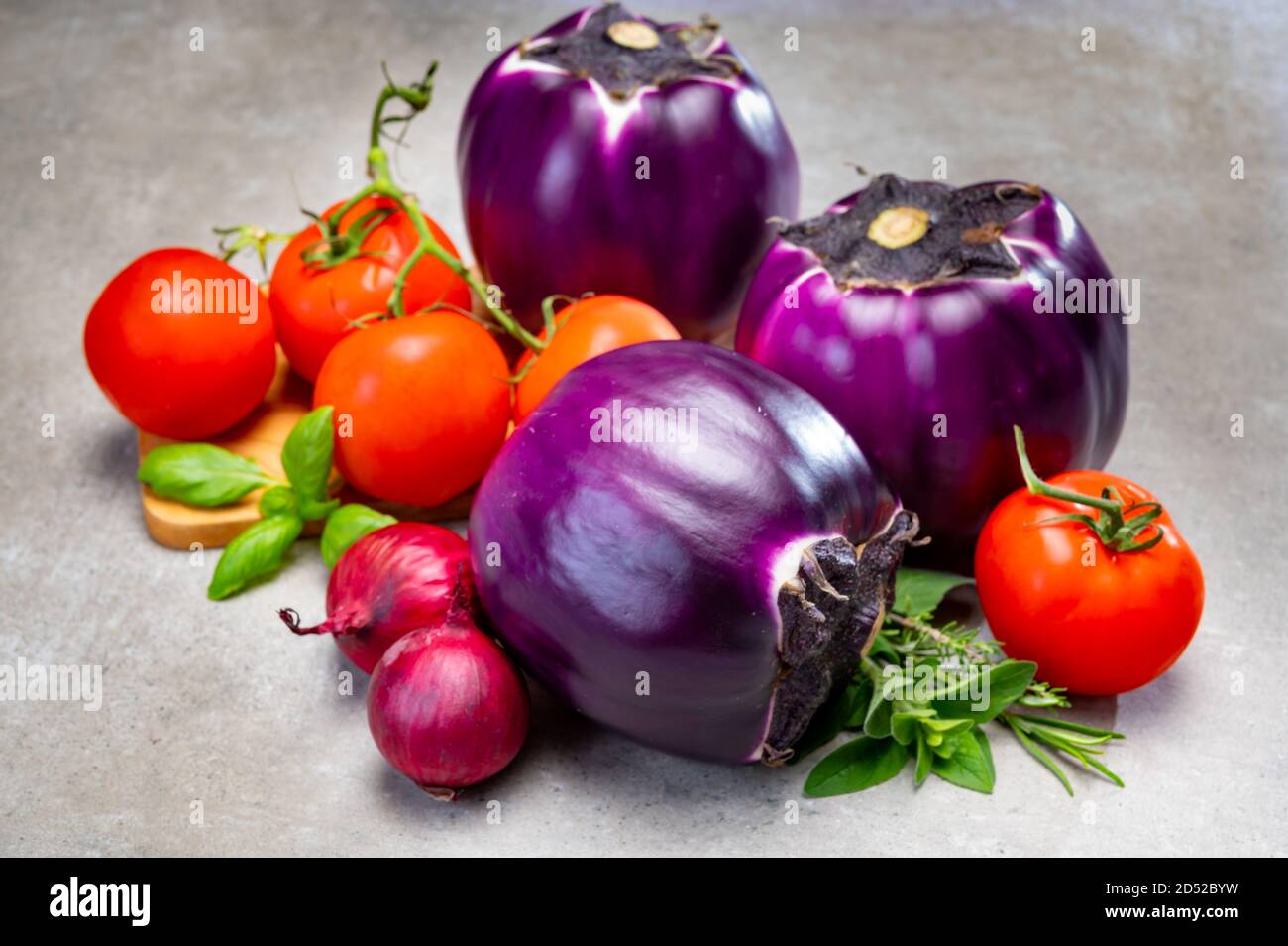 Globe eggplant hi-res stock photography and images - Alamy
