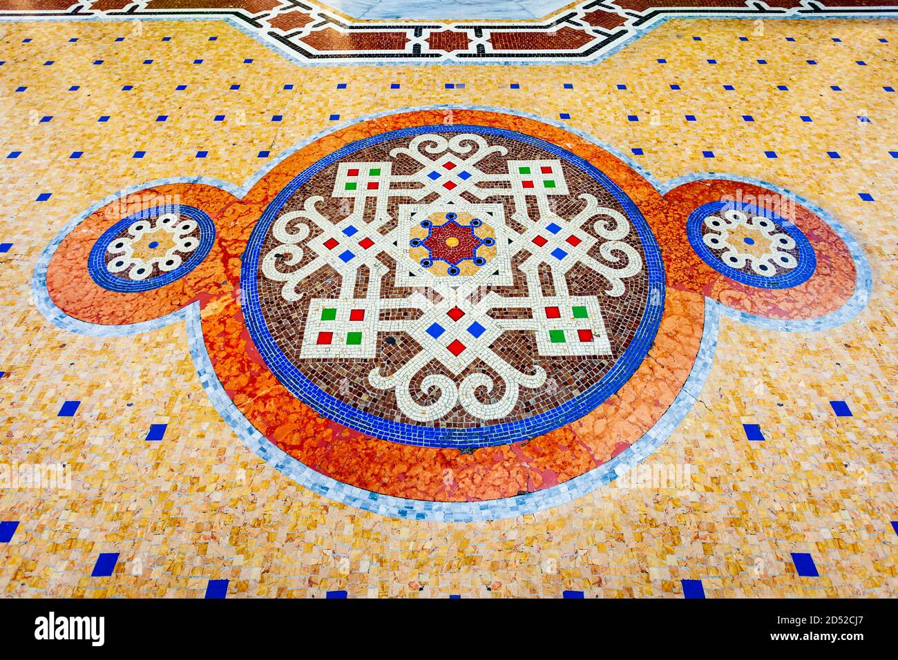 Mosaic design pattern on the floor of the Galleria Vittorio Emanuele II ...