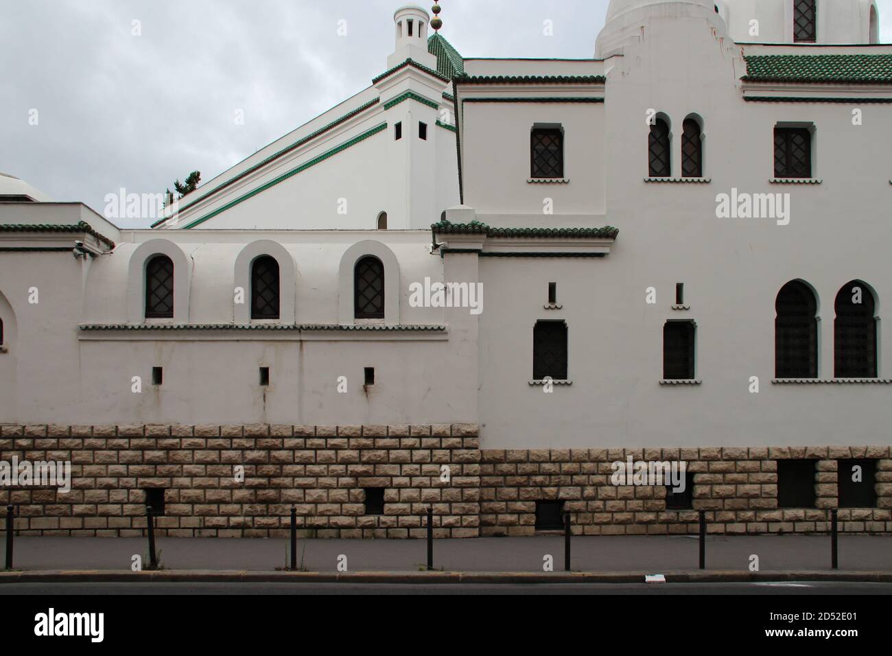 the great mosque in paris (france Stock Photo - Alamy
