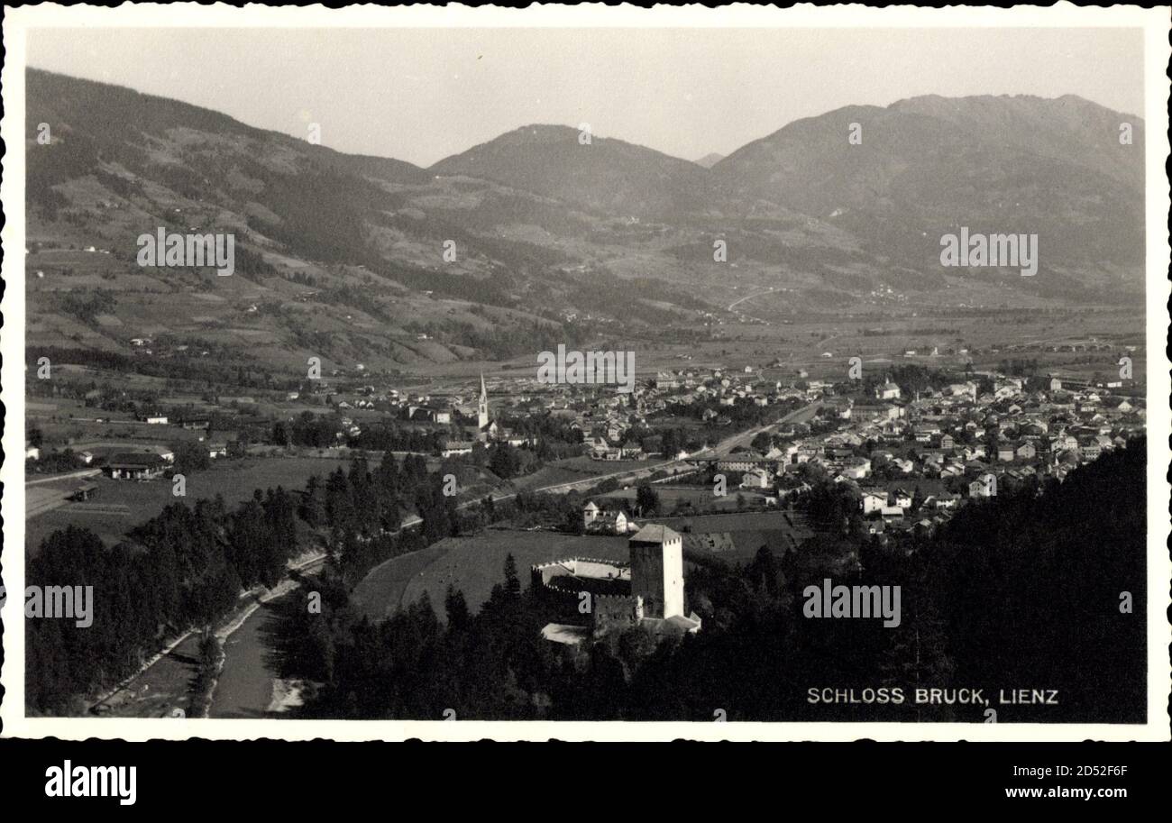 Lienz Tirol Österreich, Schloss Bruck, Panorama | usage worldwide Stock ...