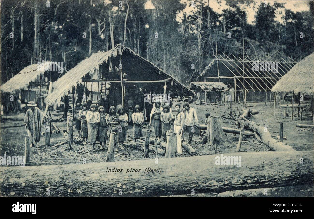 Peru, Indios piros, Einheimische, Palmblattbedeckte Hütten | usage ...
