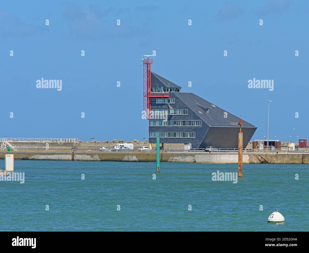 Modern architecture of terminal five hi-res stock photography and ...
