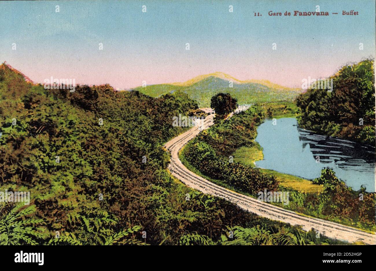 Fanovana Madagaskar, Buffet, Panorama, Bahnstrecke, Waldlandschaft ...