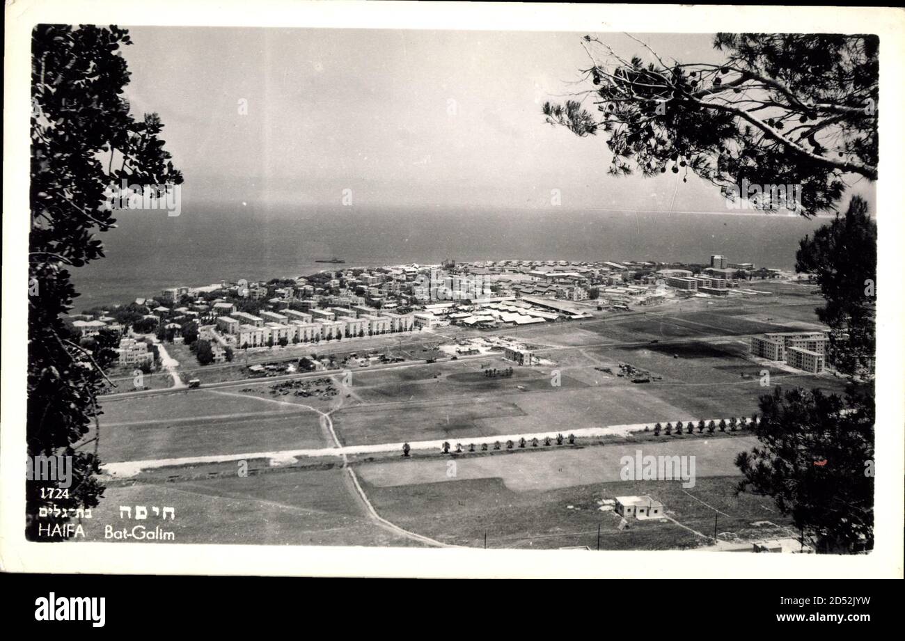 Haifa Israel, Bat Galim, Gesamtansicht der Stadt am Meer | usage ...
