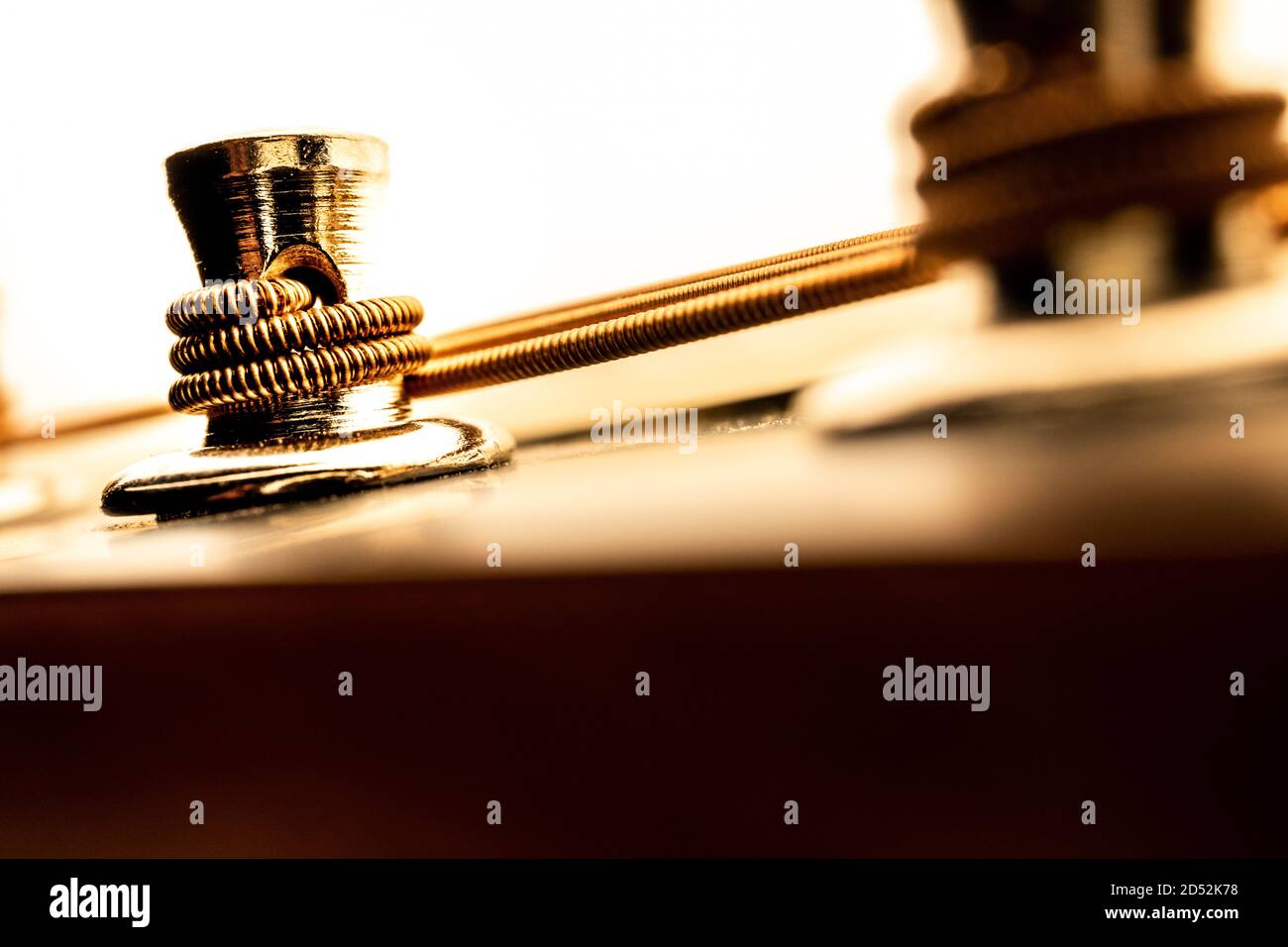 Instrument tuning hi-res stock photography and images - Alamy