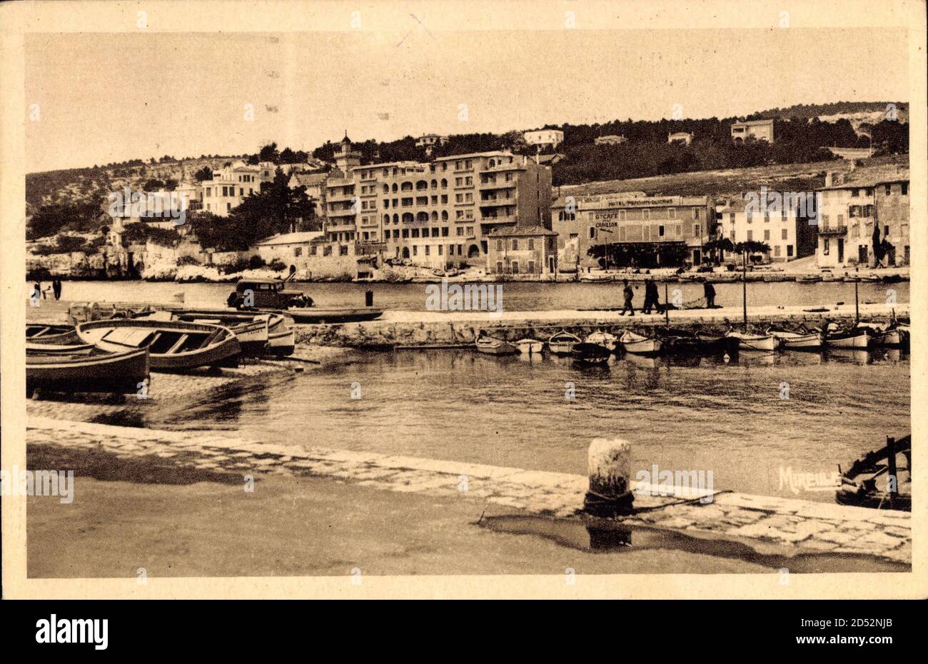 Cassis sur Mer Bouches du Rhône, Un coin du Port, Boote, Häuser | usage ...