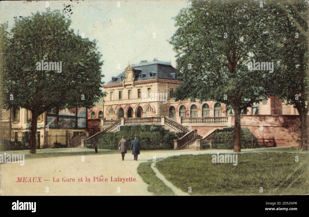 Meaux Seine et Marne, La gare et la Place Lafayette, Straßenseite ...