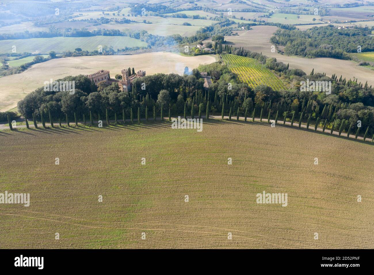 Aerial view of a castle hi-res stock photography and images - Alamy