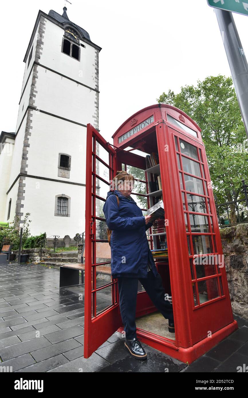 British phone book hi-res stock photography and images - Alamy