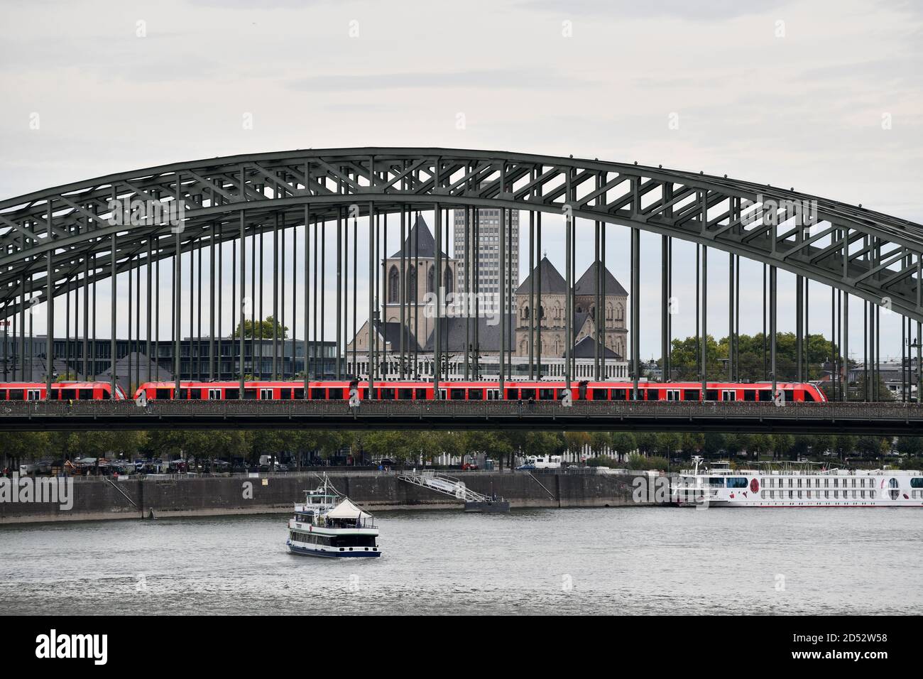 Crossing the river rhine hi-res stock photography and images - Alamy