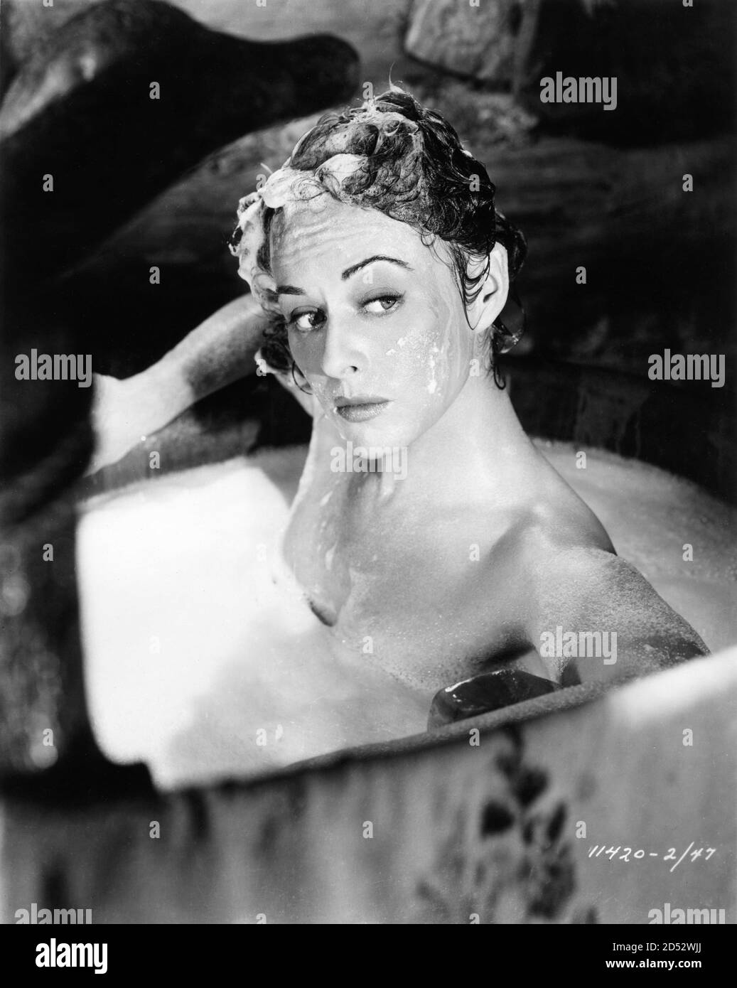 Paulette goddard bath hi-res stock photography and images - Alamy