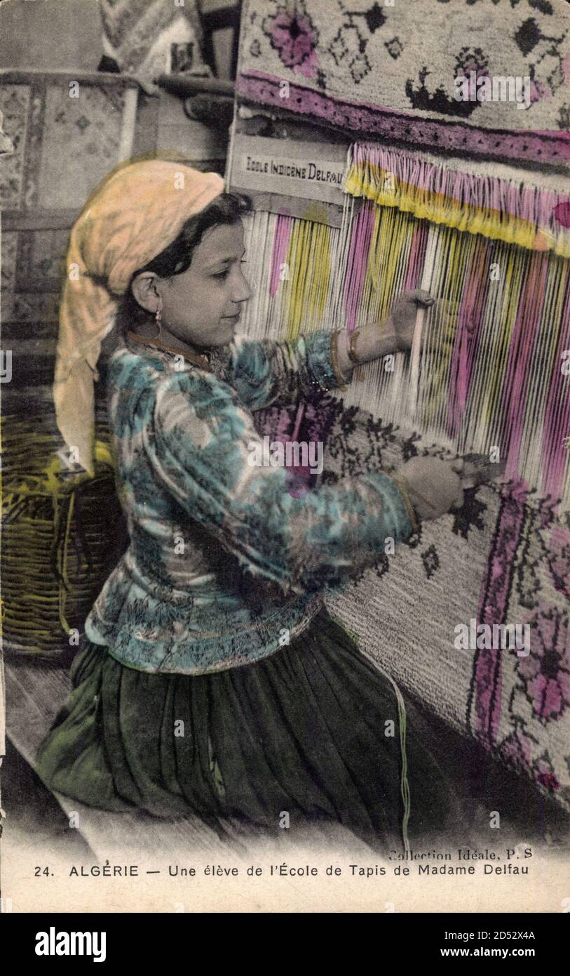 Algerien, Une élève de l'École de Tapis de Madame Delfau ...