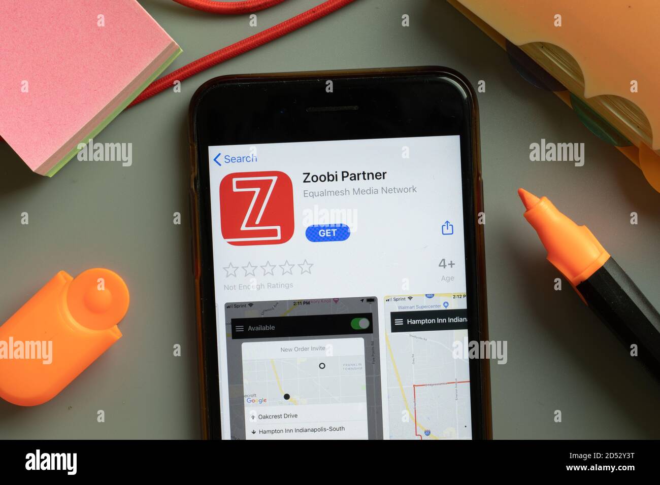 Zoobi partner hi-res stock photography and images - Alamy