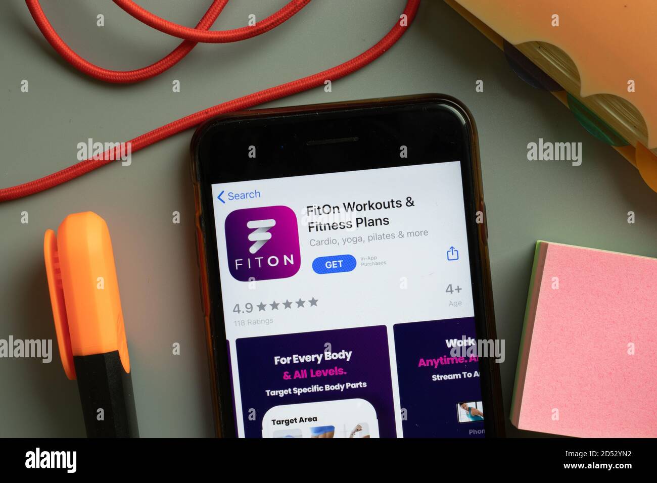 Fiton workouts hi-res stock photography and images - Alamy