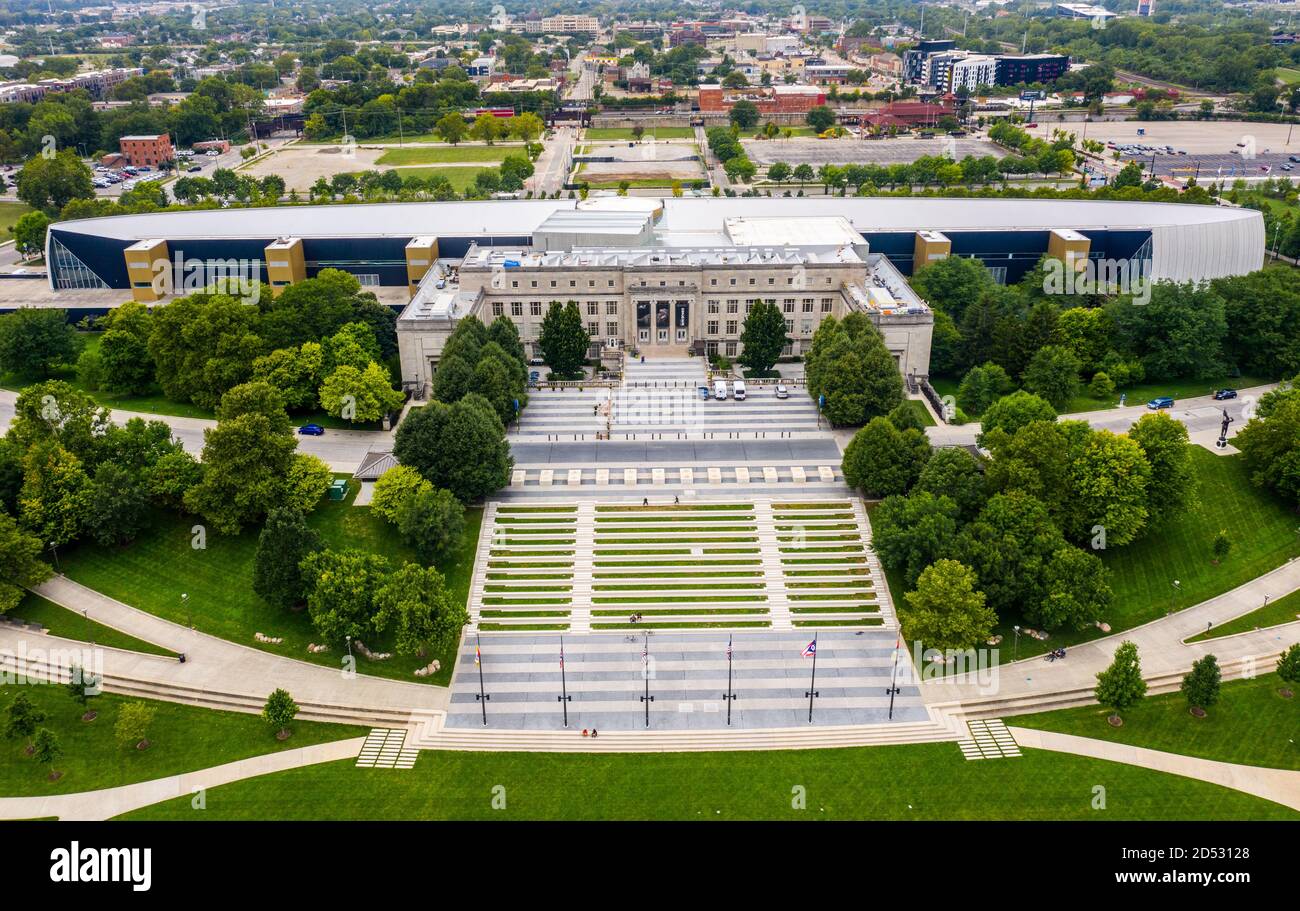Building of the science center hi-res stock photography and images - Alamy