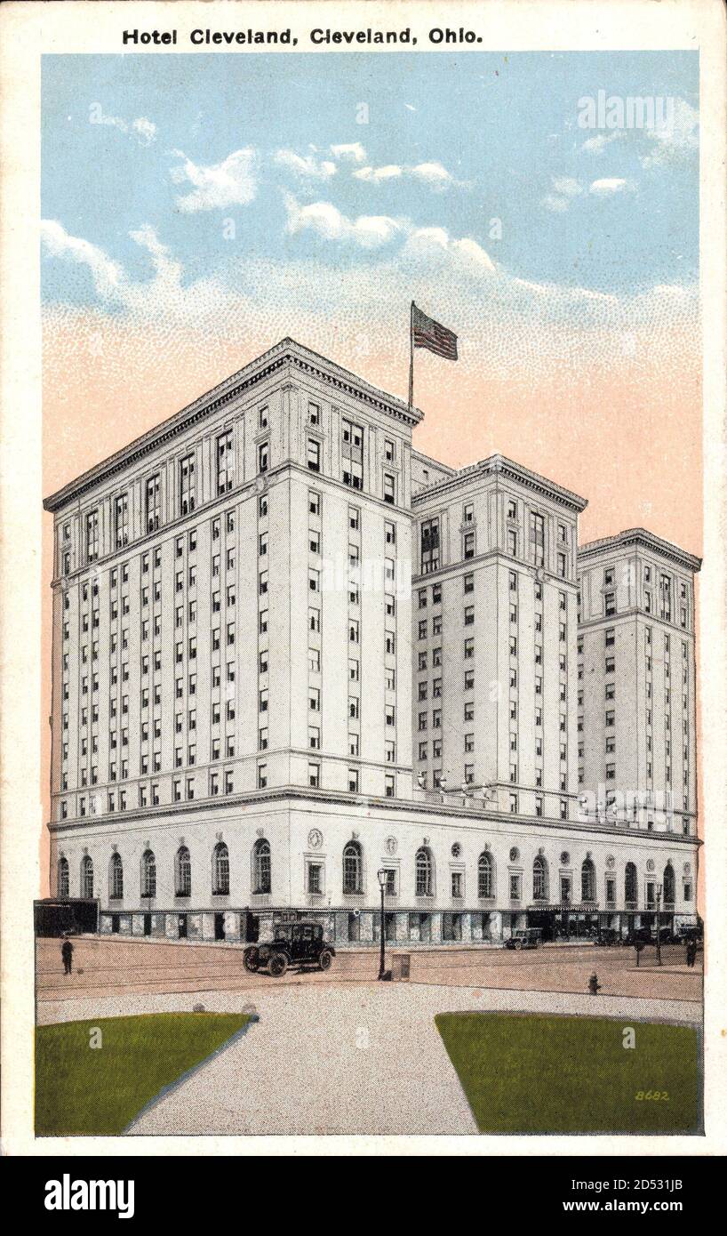 Cleveland Ohio USA, View of the Hotel Cleveland, facade, cars, street ...