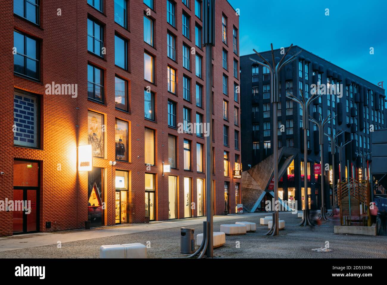 Office building function hi-res stock photography and images - Alamy