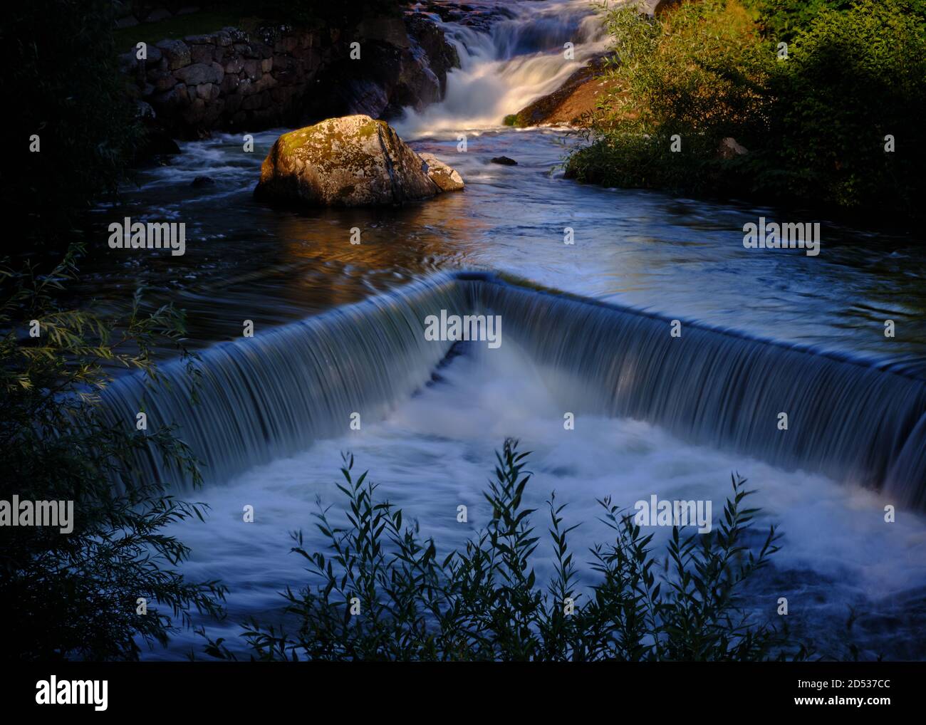 Two small waterfalls hi-res stock photography and images - Alamy