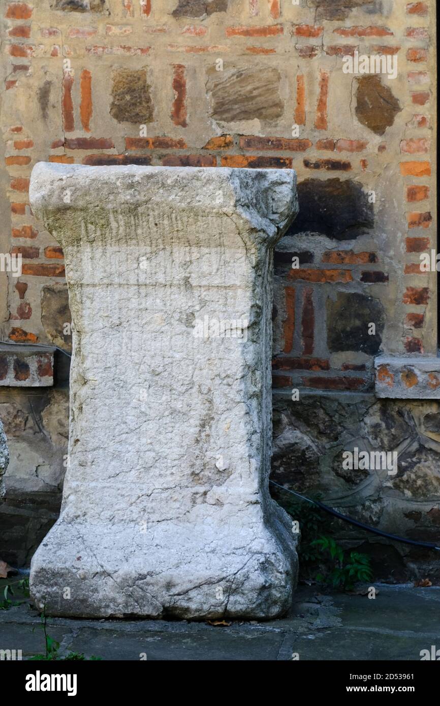 Roman Architecture Details Stock Photo - Alamy