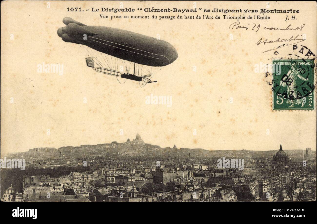 Paris, Le Dirigeable Clement Bayard se dirigeant vers Montmartre ...