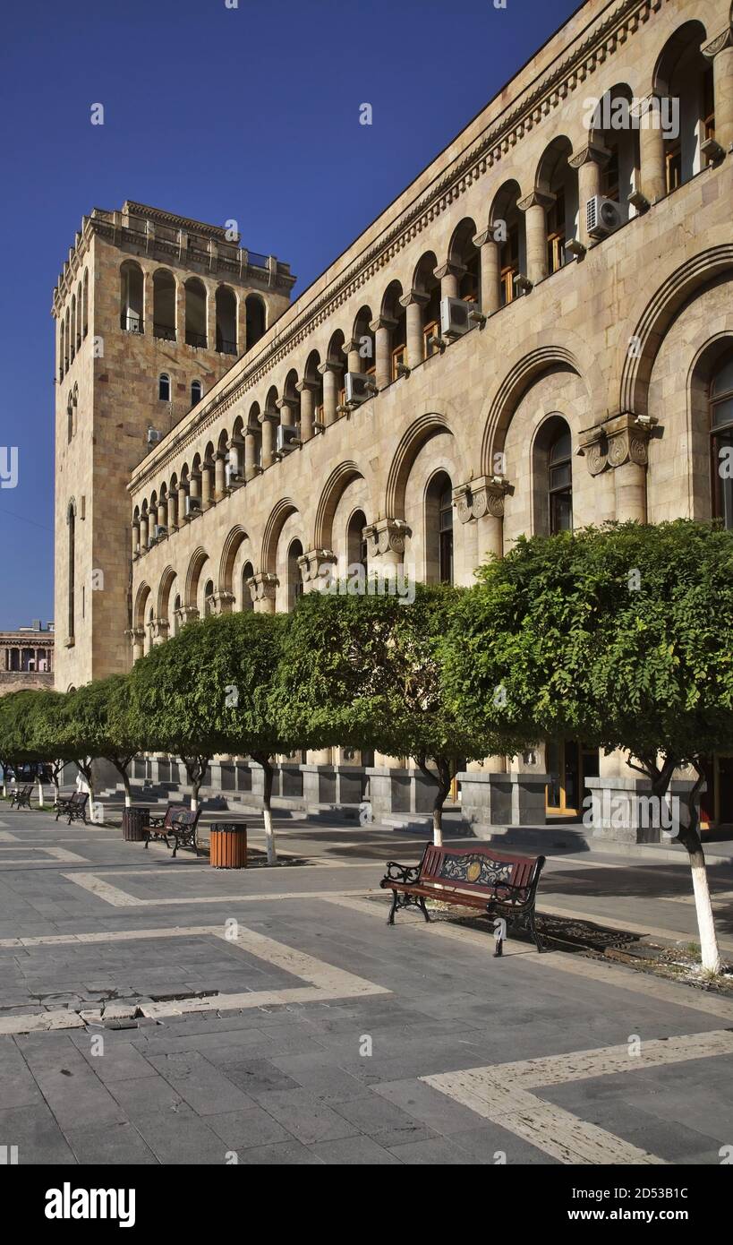 Republic square in yerevan hi-res stock photography and images - Alamy