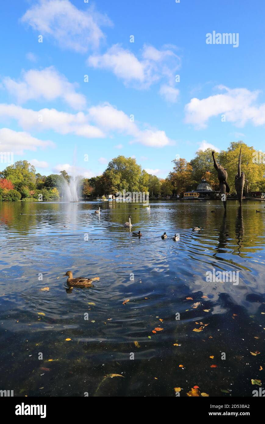 Victoria park hackney autumn hi-res stock photography and images - Alamy