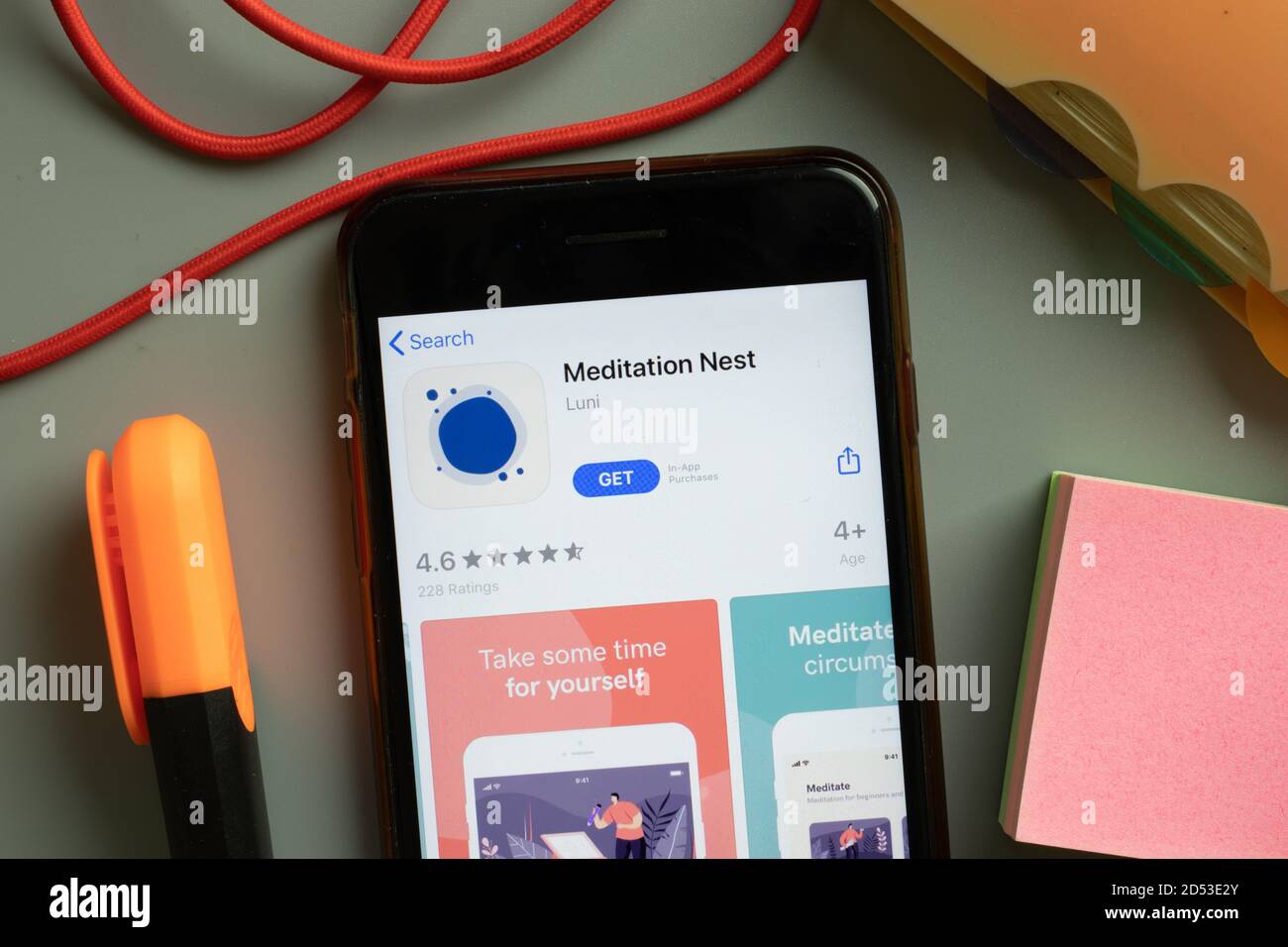 Mobile nest hi-res stock photography and images - Alamy