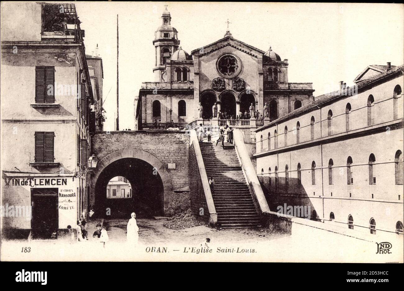 Oran Algerien, LEglise Saint Louis, Blick auf die Kirche, Treppe, Tor ...