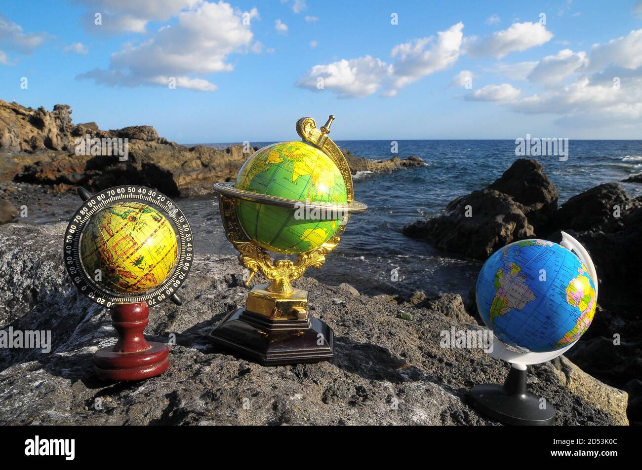 Vintage Globes Planet Earth Stock Photo - Alamy