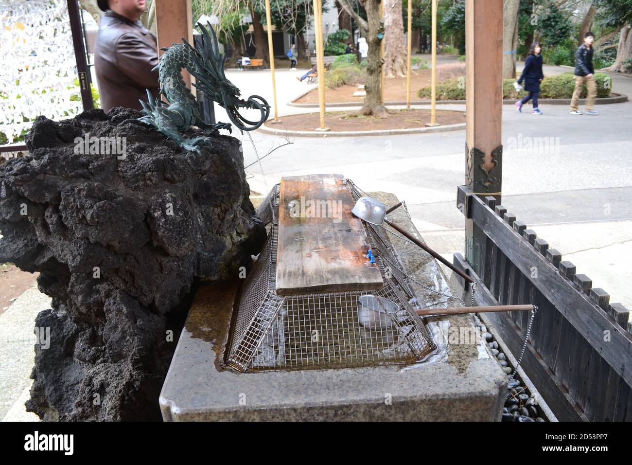Statue wash hi-res stock photography and images - Alamy