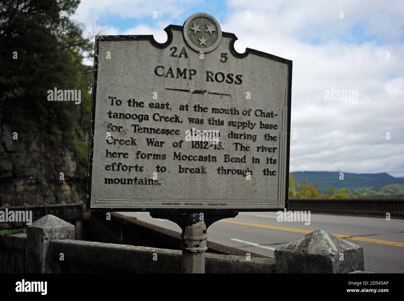 Camp Ross historical marker at base of Lookout Mountain, TN Stock Photo ...