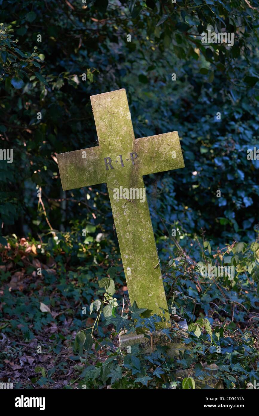 gravestone. Death RIP. symbol of death Stock Photo - Alamy