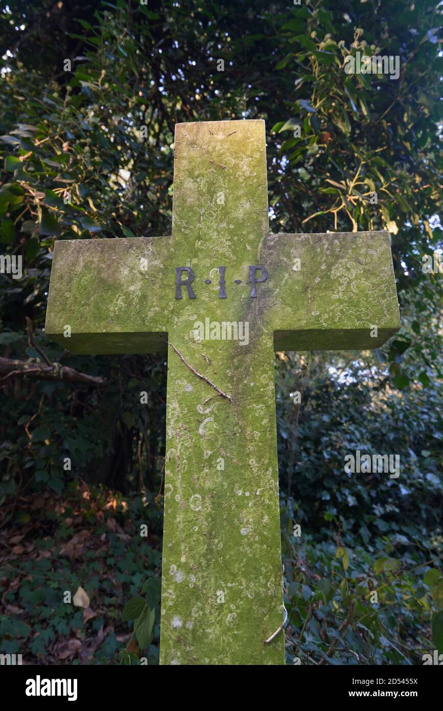 gravestone. Death RIP. symbol of death Stock Photo - Alamy