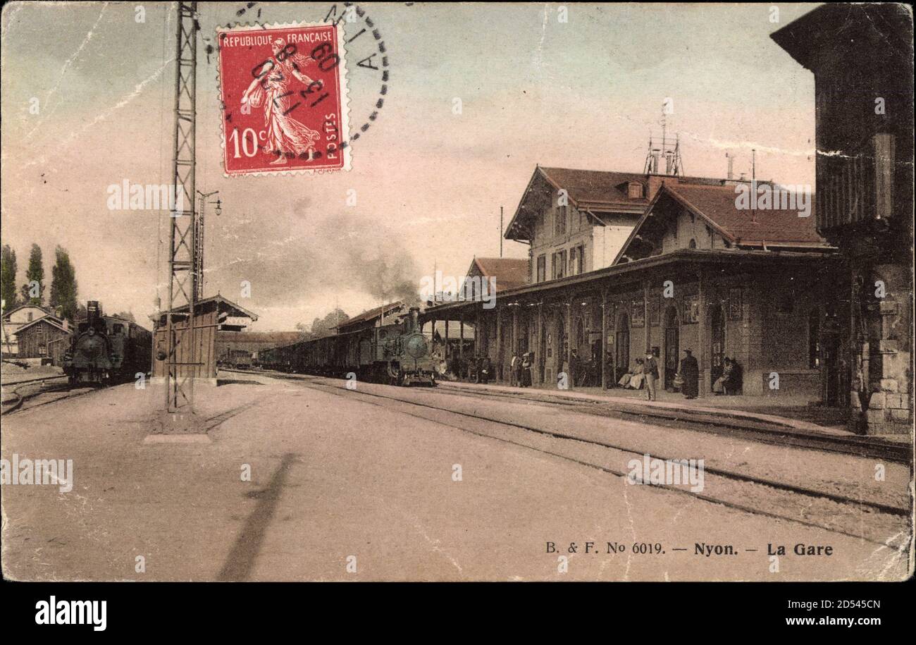 Nyon Kt. Waadt Schweiz, La Gare, Bahnhof, Dampflok, Gleisseite | usage ...