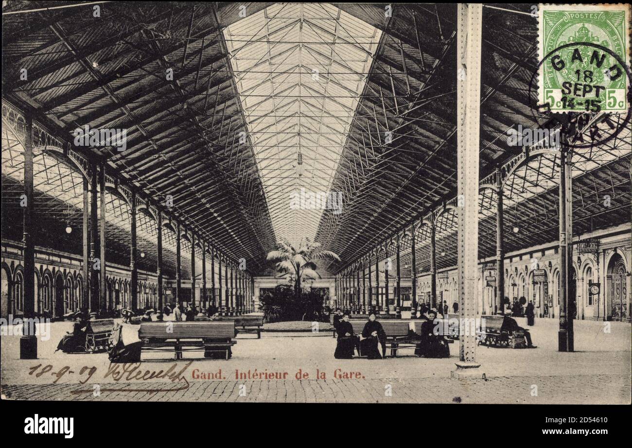 Gent Ostflandern, Interieur de la Gare, Bahnhofshalle, Bänke, Palme ...