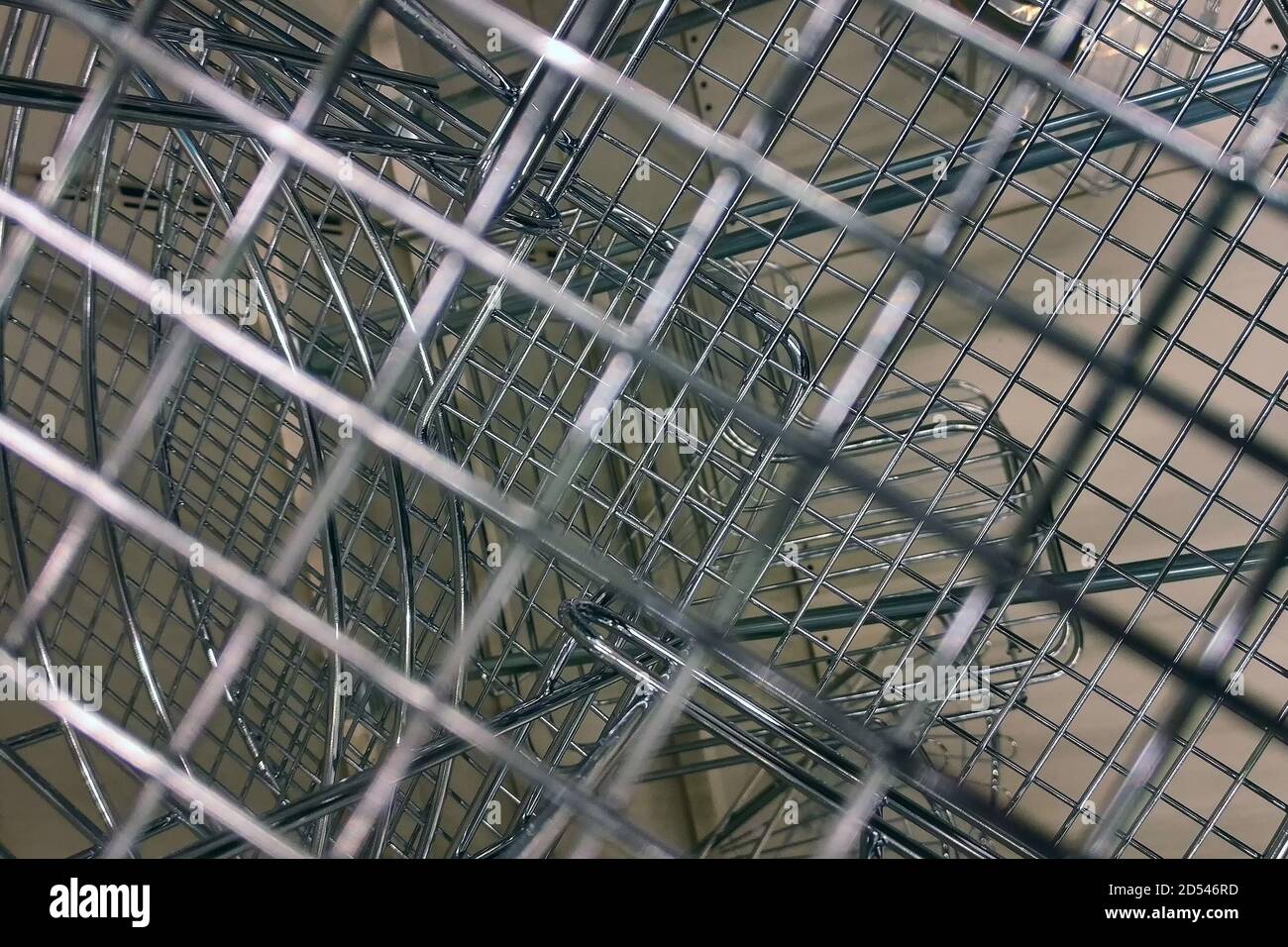 Metal gratings hi-res stock photography and images - Alamy