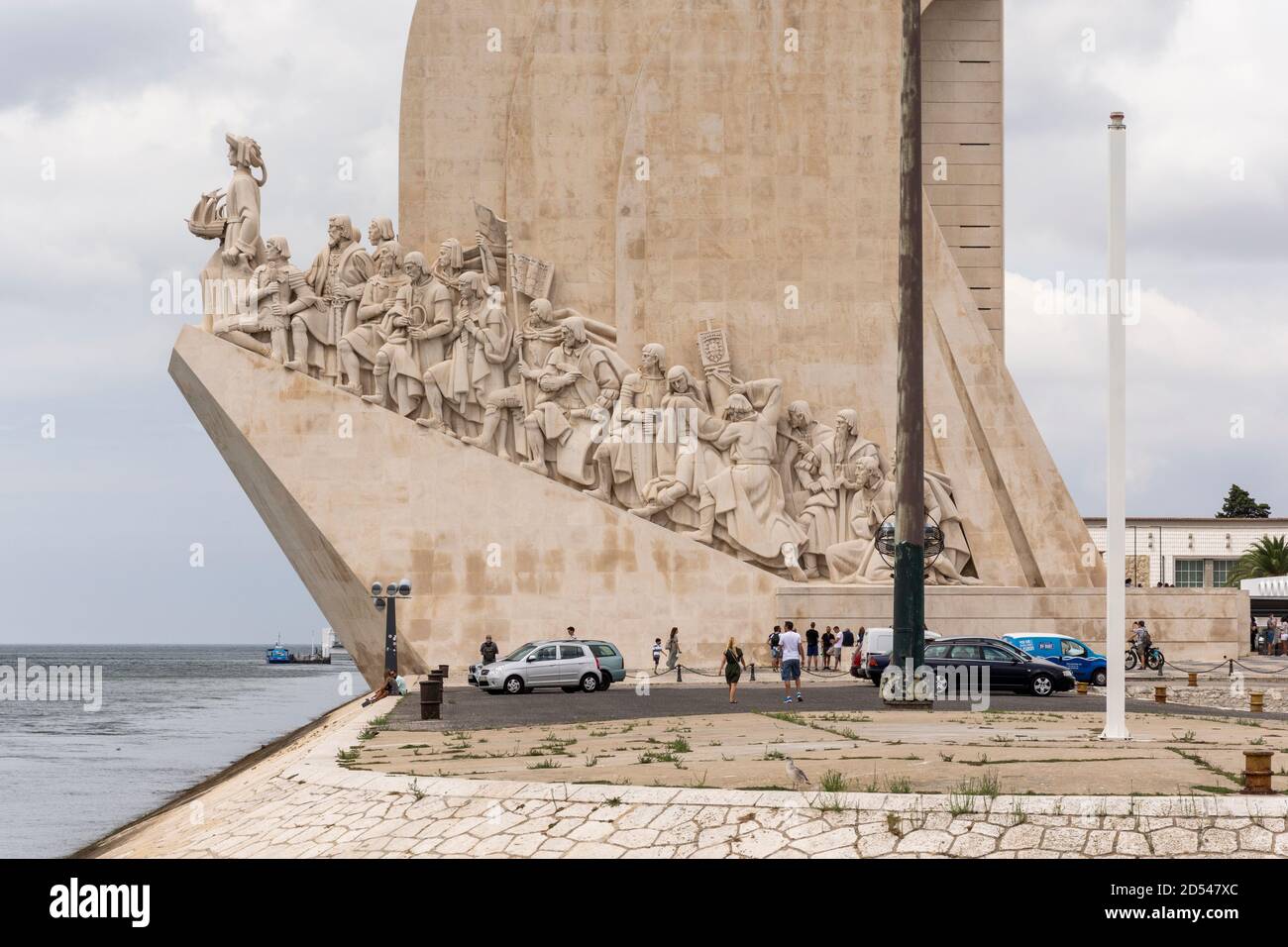 Beautiful view to historic Monument to the Discoveries in Belem area ...