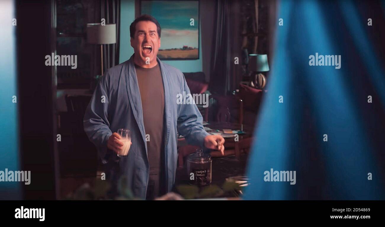 THE WAR WITH GRANDPA, Rob Riggle, 2020. © 101 Studios / Courtesy ...