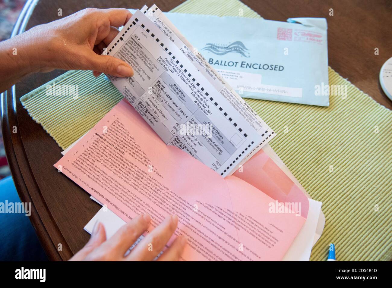 Ballot paper envelope hi-res stock photography and images - Alamy