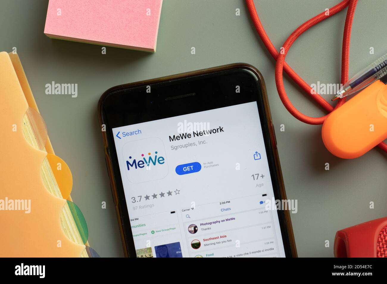 New York, USA - 28 September 2020: MeWe Network mobile app logo on ...