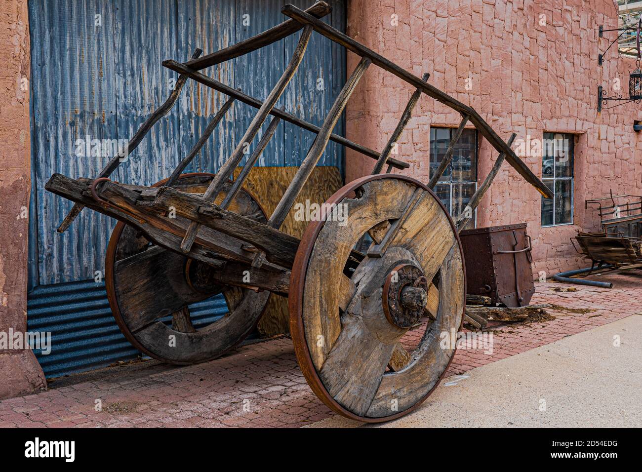 Cart with wooden wheels hi-res stock photography and images - Alamy