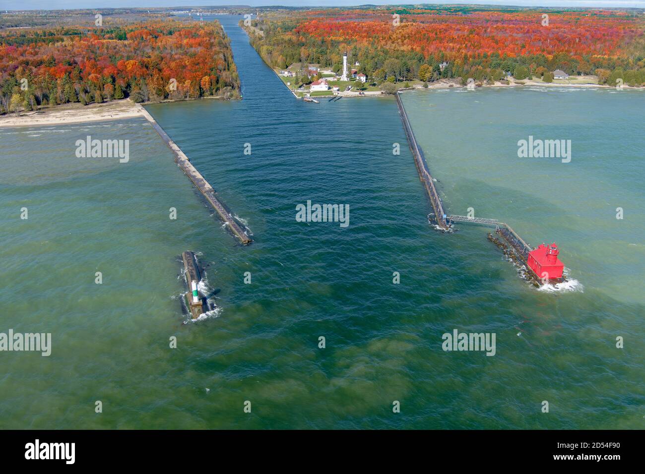 Sturgeon bay ship canal hi-res stock photography and images - Alamy