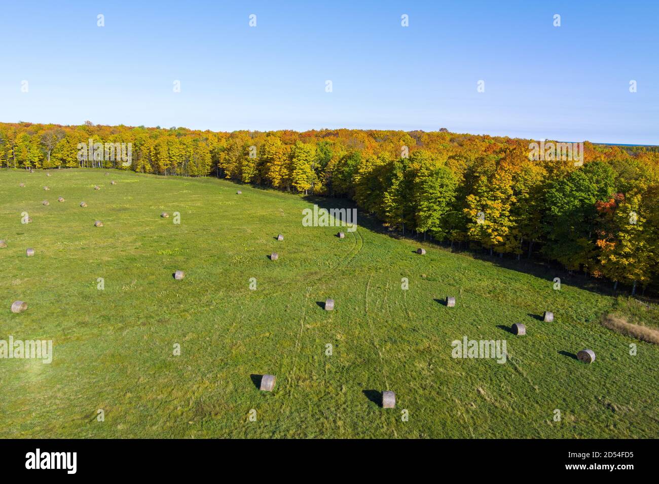 Hay plains hi-res stock photography and images - Alamy