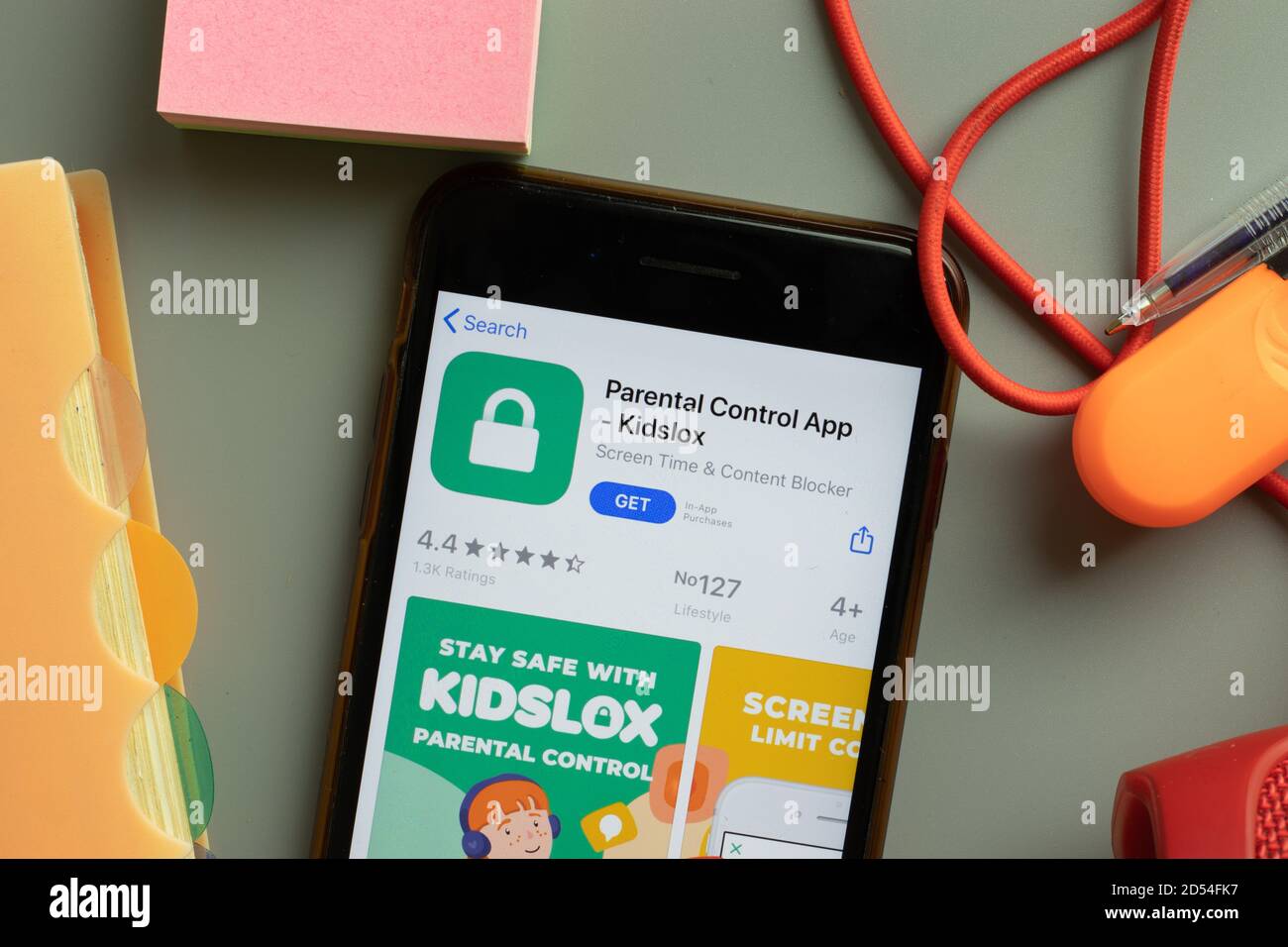 Kidslox logo hi-res stock photography and images - Alamy