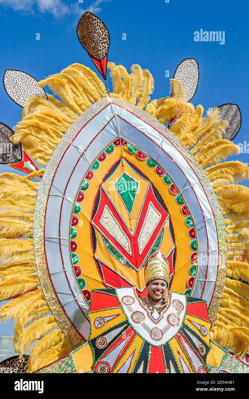 Caribbean festival costumes hi-res stock photography and images - Alamy