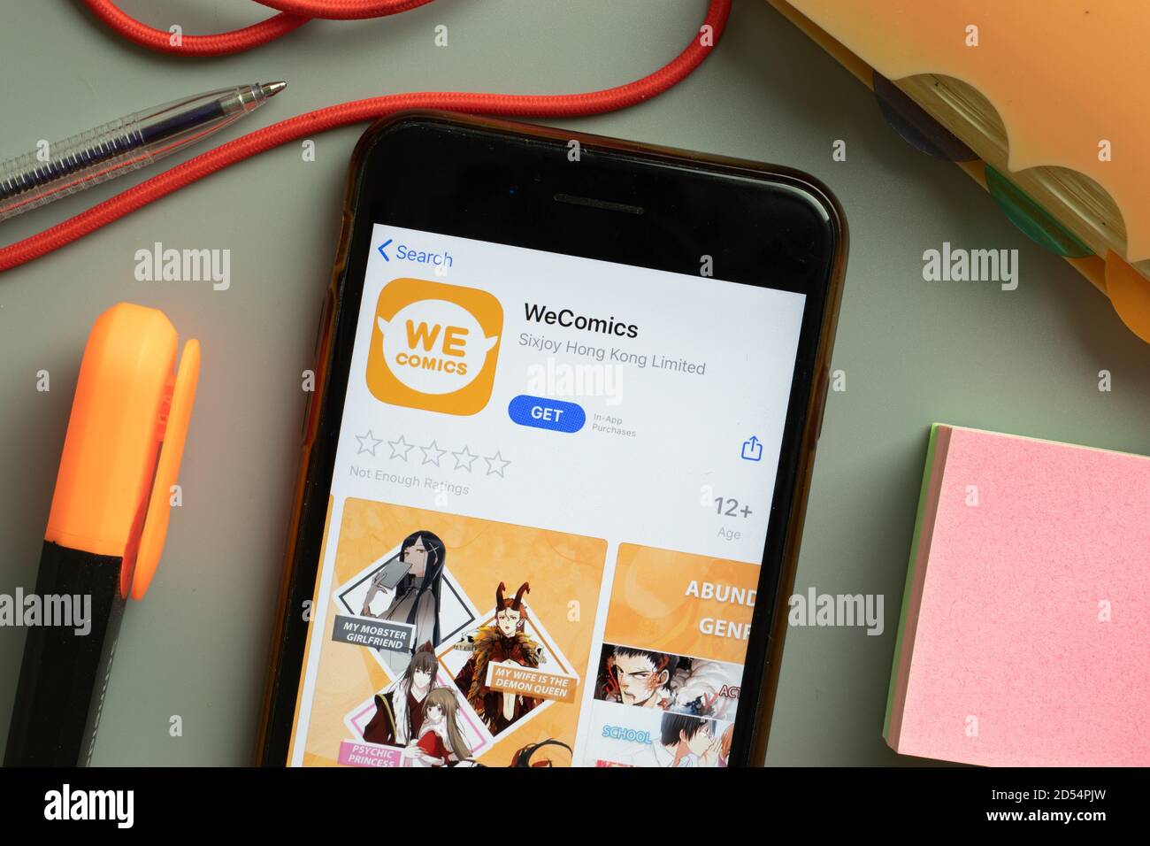 Wecomics app hi-res stock photography and images - Alamy