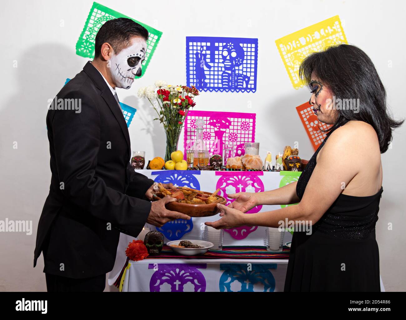 Ofrenda day of the dead hi-res stock photography and images - Alamy