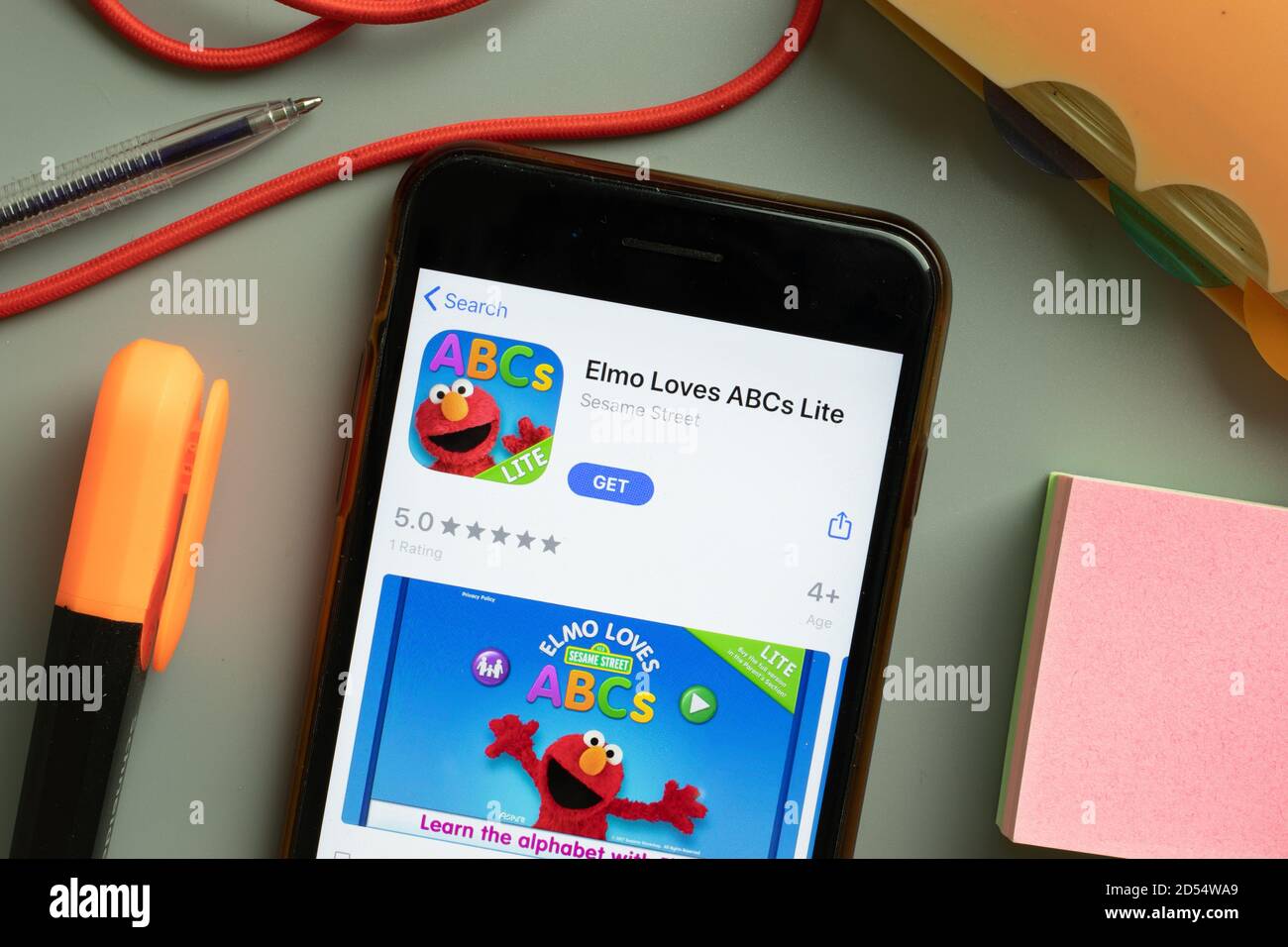 Elmo loves abcs hi-res stock photography and images - Alamy