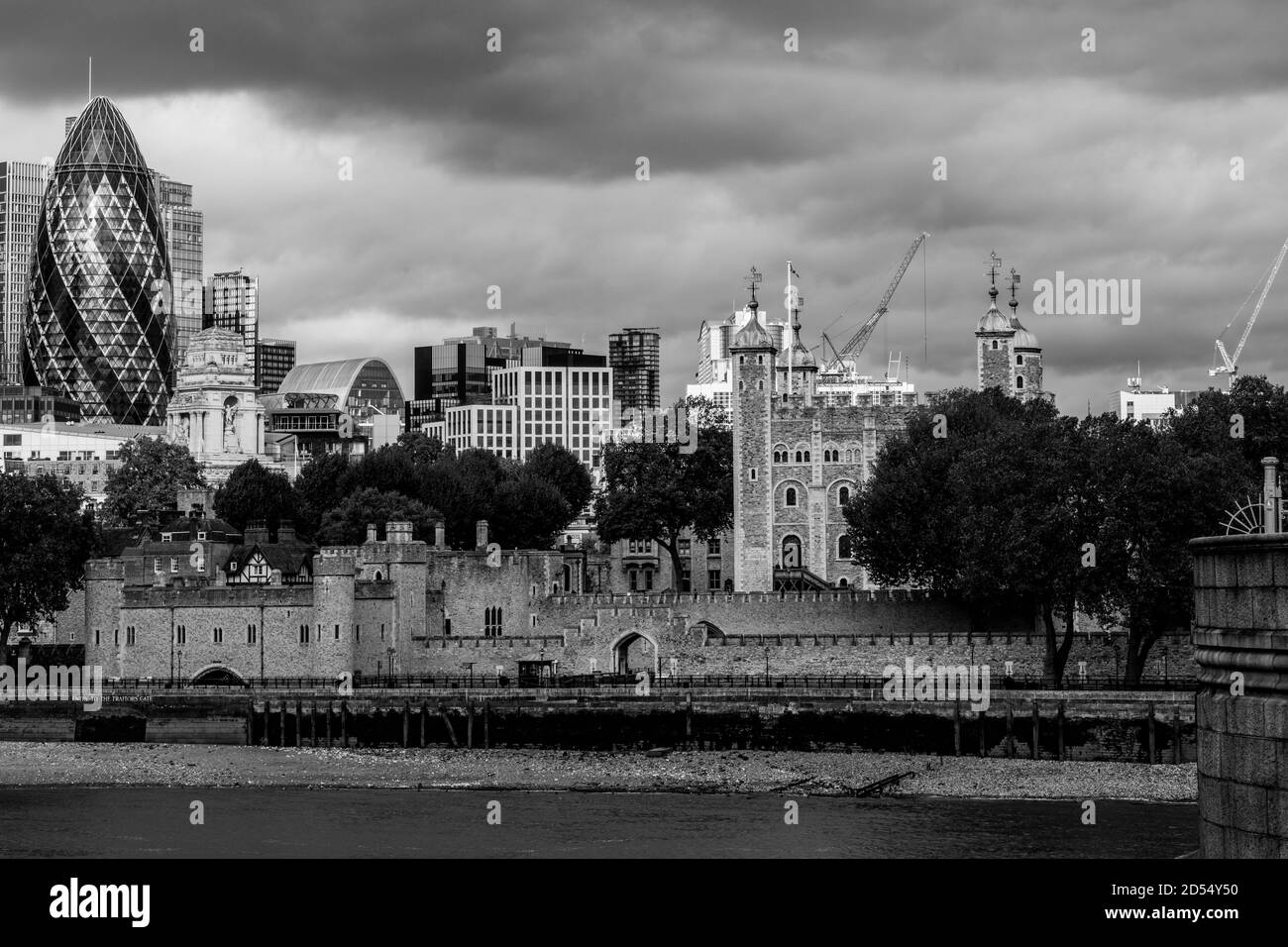 London Skyline Thames and City Life Stock Photo - Alamy